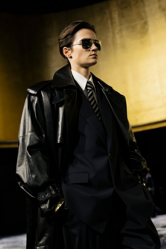 WOMEN'S SUMMER 25 | Saint Laurent | YSL US