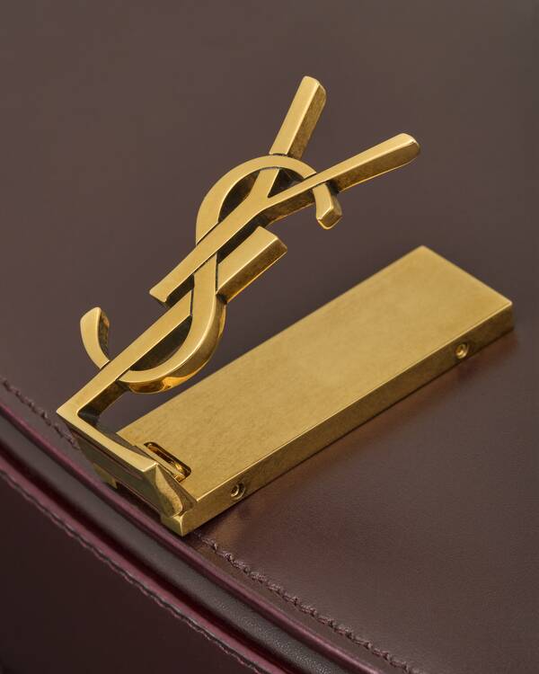 박스 생 로랑 소재의 VOLTAIRE | Saint Laurent | YSL.com