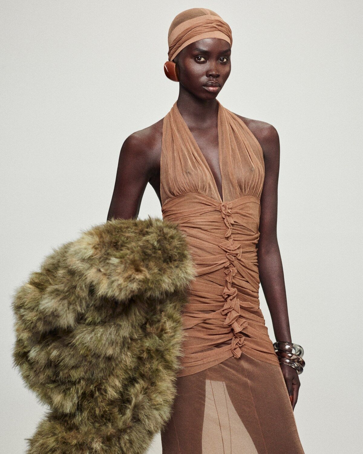 LOOKS | Saint Laurent | YSL EN-US