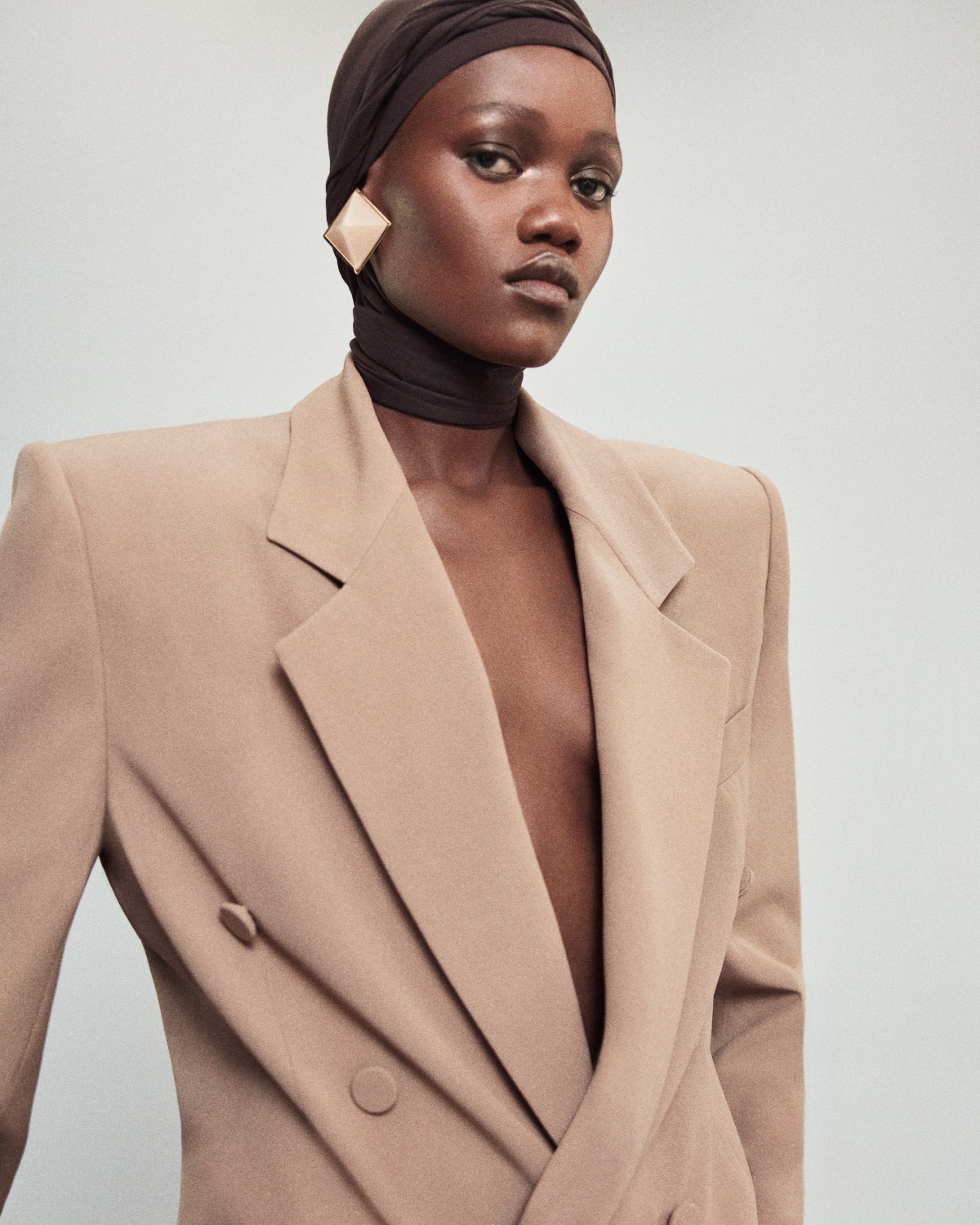 LOOKS | Saint Laurent | YSL EN-US