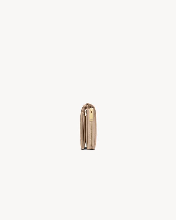 CASSANDRE MATELASSÉ compact zip around wallet in grain de poudre ...