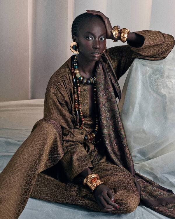 Women's Summer 25 Looks | Saint Laurent | YSL